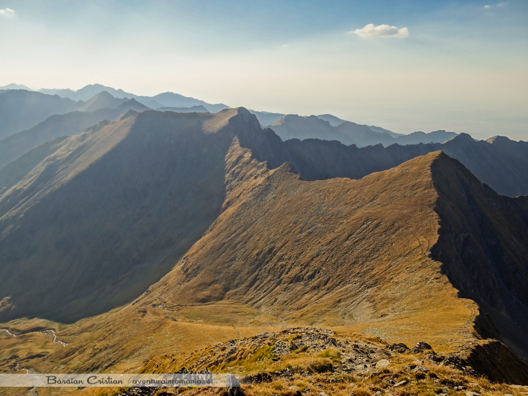 Varful Moldoveanu, Fagaras, Munti - Aventura in Romania