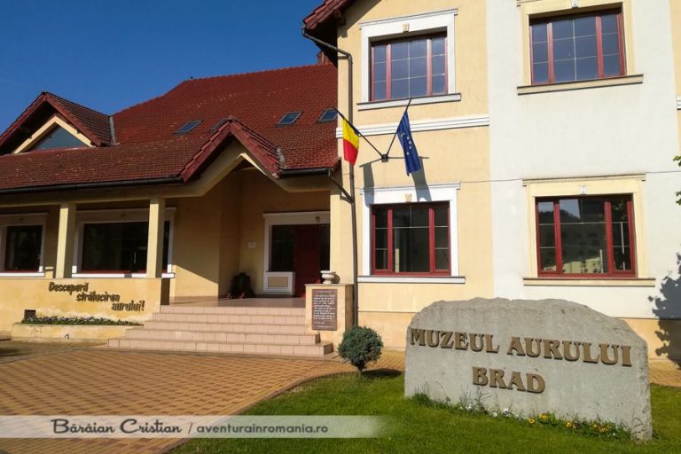 14 Obiective turistice deosebite din judetul Hunedoara, Statiuni si ...