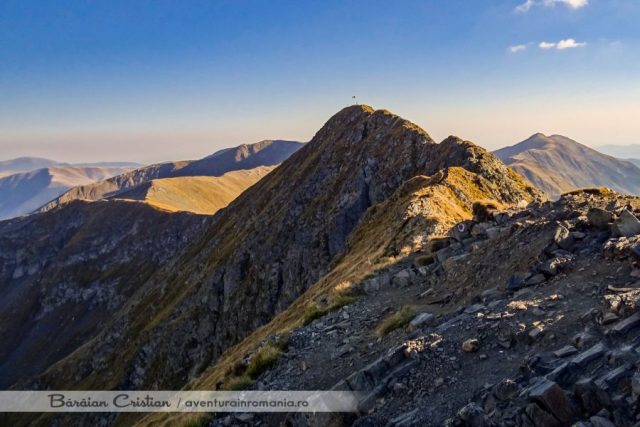 Cele 14 vârfuri de peste 2500 de metri din România, Munti - Aventura in ...