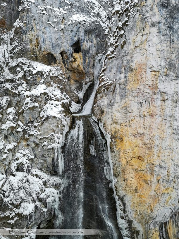 Cascada Vânătările Ponorului, Cascade, Aventură în România
