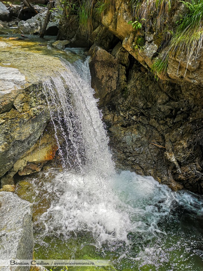 Cascadele Măriii și Lazărului, Cascade - Aventură în România
